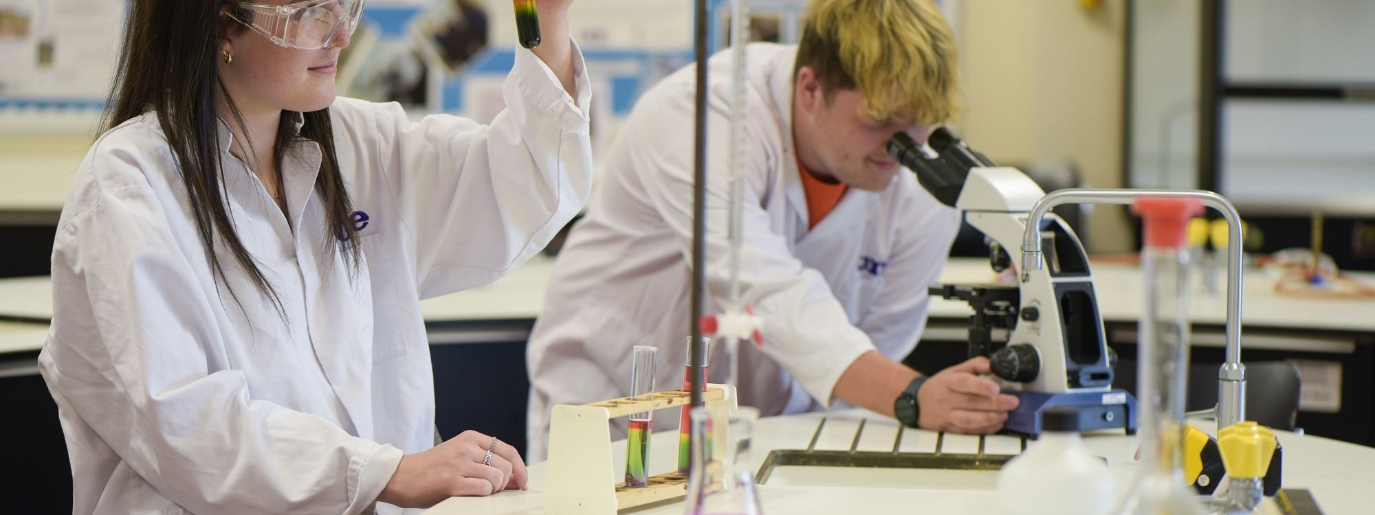 A Level - Chemistry - Course Finder - One Sixth Form College